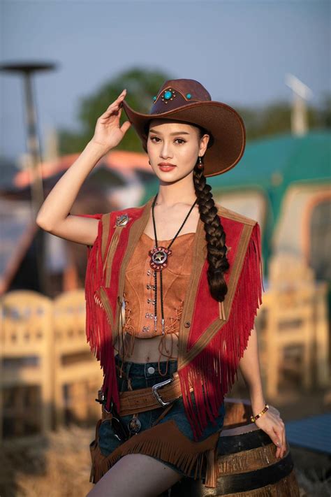 ชุดคาวบอย ชุดคาวบอย คาวเกิร์ล อุปกรณ์ครบชุด ขาย เช่า