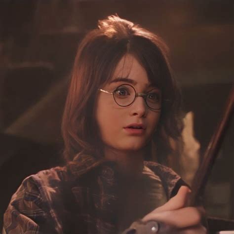 Harriet Potter Eleven First Year Wand Scene Harry Potter Icons Genderbend Drarry