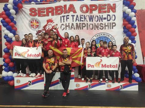 6 златни 4 сребрени 10 бронзени медали Миа Танеска пехар за најдобра кадетка 10 11 год на