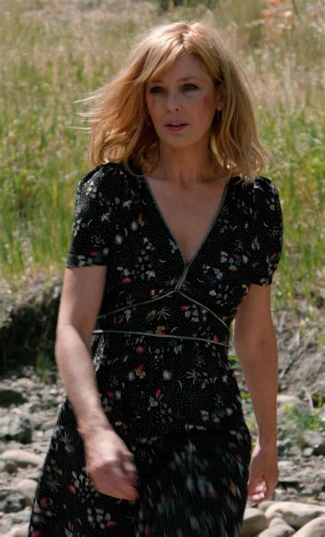 Floral V Neck Dress Of Kelly Reilly As Bethany Beth Dutton In