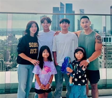 Singer Yoo Seung Jun Expresses Love For Korea Amid 22 Year Entry Ban