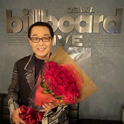 さだまさしさんのインスタグラム写真 さだまさしinstagram「寺岡呼人さん🌹 ソロデビュー30周年おめでとう🎉 Billboard