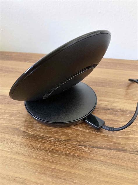 Samsung Fast Wireless Charger Stand Review Blazing Fast