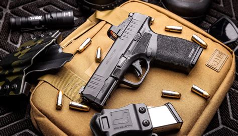 Springfield Hellcat Pro 01 Frag Out Magazine