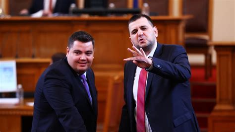 Стою Стоев от ПП ДБ оглави правната комисия като част от джентълменското споразумение