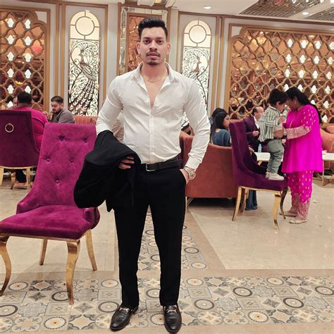 Yogesh Saini Flexwithyogesh • Instagram Photos And Videos