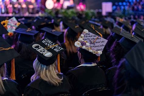 Slideshow Fall Commencement Friday Morning Ceremony Gcu News