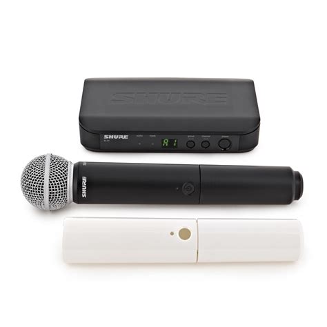 Shure Blx24uksm58 Wireless Mic System With Free White Mic Sleeve At Gear4music