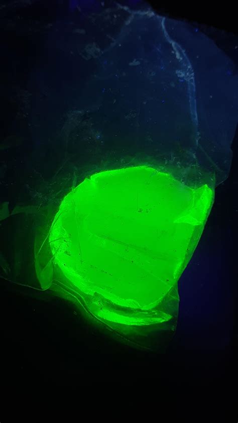Uranium Doped Sio2 Under Uv Irradiation R Chemistry
