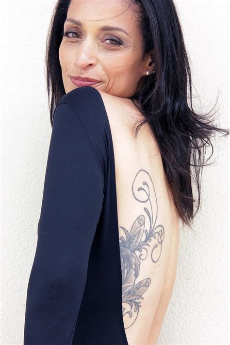 женщина графическая сессия тело красота женщины Бразилия женский пол тату чувственность