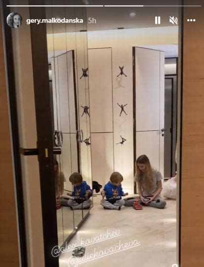 Гери Малкоданска най сетне показа красивата си доведена дъщеря Снимки За Жената