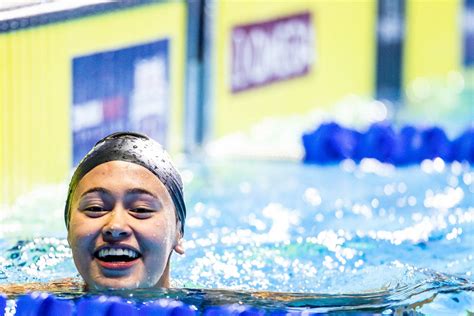 Arena Swim Of The Week Bella Sims Stuns Stacked Field To Win 100 Back