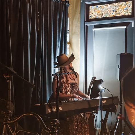 Melanie Beth Music