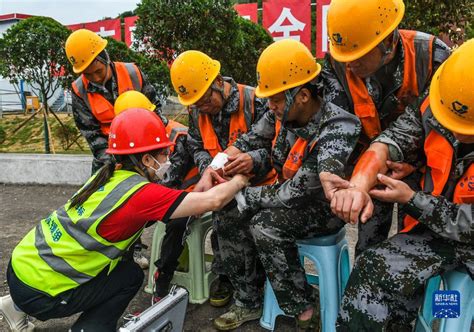 贵州举行隧道坍塌应急抢险救援演练 新华网
