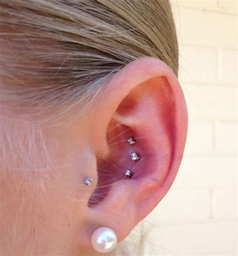 Conch Piercing Guide What To Expect Before And After The Piercing