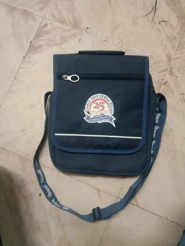 Synthetic Printed Sling Bag At ₹ 150 In New Delhi Id 2855649328962