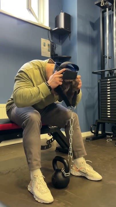 Качаем мощную шею и трапецию Youtube