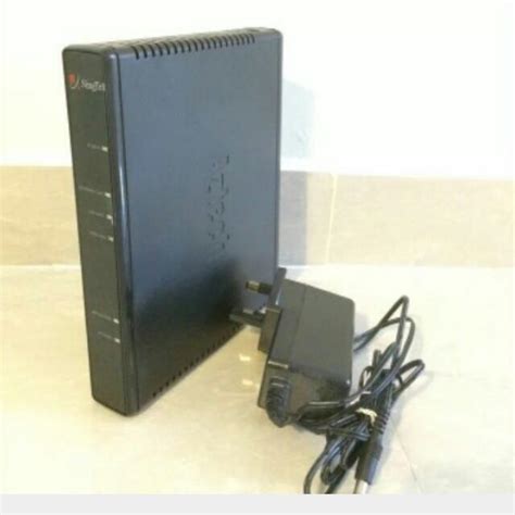 Aztech DSL 1015EW S Singtel 4 Port Ethernet Integrated Wireless Modem Computers Tech Parts