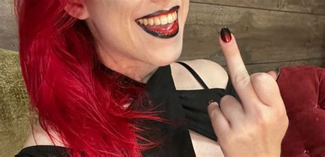 Femdom Goddess Divine Minx Skype Cammodeldirectory Girl Profile