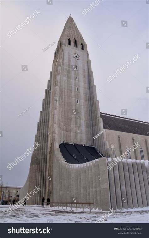 할림스키르크자는 레이캬비크에 있는 루테란아이슬란드 교회 교회이다 스톡 사진 2201222023 Shutterstock