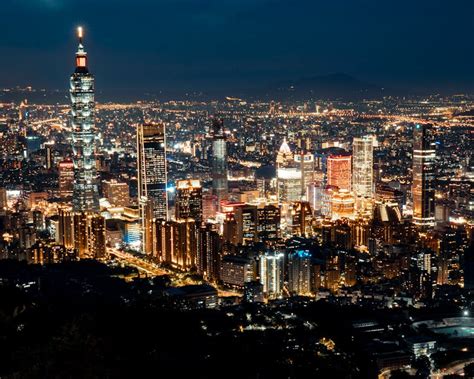 有关台北 台灣 城市 市容 摩天大樓 晚上 現代建築 發光的 鸟瞰图的免费素材图片