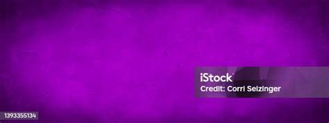 추상 보라색 벨벳 바이올렛 컬러 페인트 그런 지 오래 된 복고풍 빈티지 돌 콘크리트 시멘트 칠판 칠판 벽 바닥 질감 균열 추상 배경 배너 파노라마 패턴 디자인 템플릿 0명에