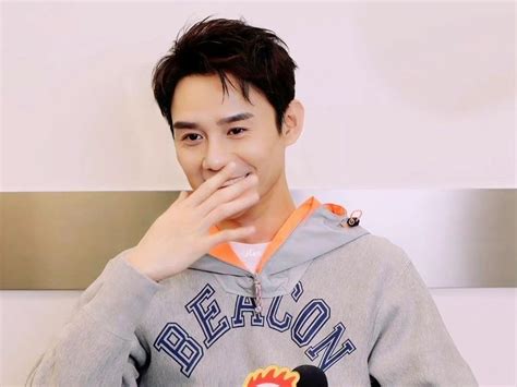 ปักพินโดย Puteri Qaleesa ใน Wang Kai