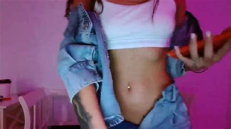 Super Slim Booty And Busty Hot Babe Teasing Show Dominno Eporner