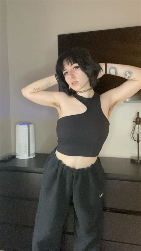 Wanna Lick R Hairywomenaresexy