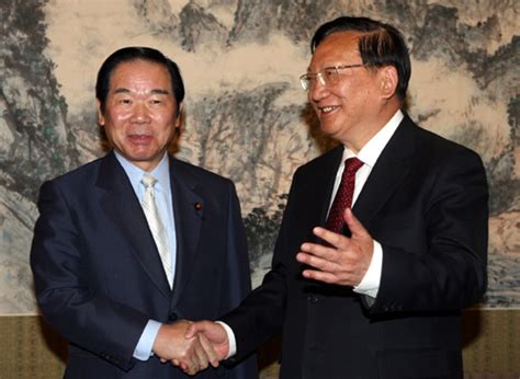 唐家璇会见日本客人