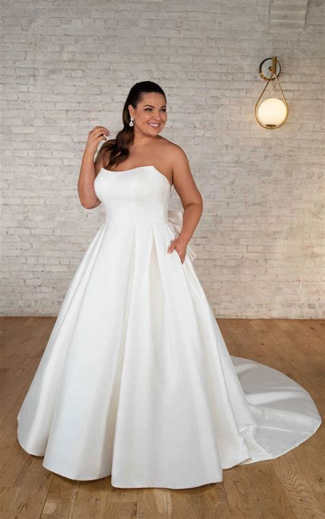 Luxe Strapless Plus Size Princess Ballgown Wedding Dress With Pockets