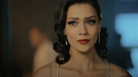 Netflixs Fake Profile The Cast Carolina Miranda Is Camila Auralcrave