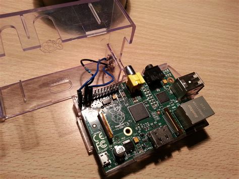 raspberrypi shutdown button geekware daniel pecos martínez