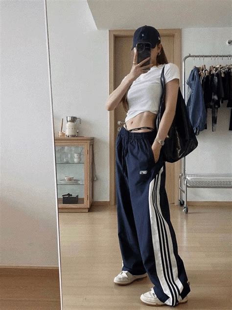 Sporty Wide Pants