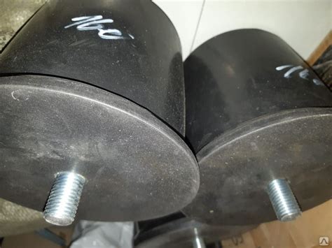 Буфер резиновый крановый БР 40 со шпилькой М 10 ТУ 2500-376-00152106-94 ...