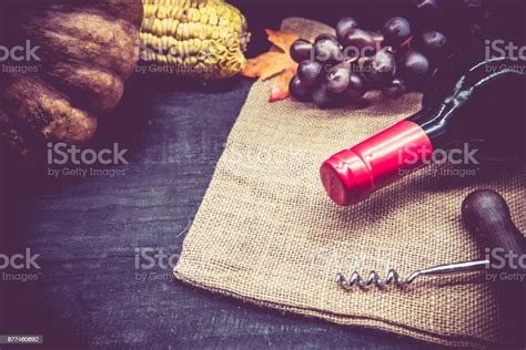 가 시즌에 나무에 야채와 과일 추수 감사절 배경 텍스트에 대 한 공간을 복사 합니다 11월에 대한 스톡 사진 및 기타 이미지 11월 Blessing 가을 Istock