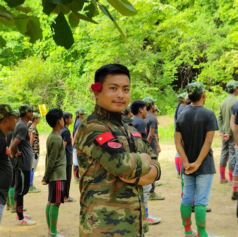 ပြည်သူ့ကာကွယ်ရေးတပ်မတော် အတွက် ‘မကွေးဆီသို့ ကမ်ပိန်းမှ အမေရိကန်ဒေါ်လာ ၂ သိန်းကျော် ထောက