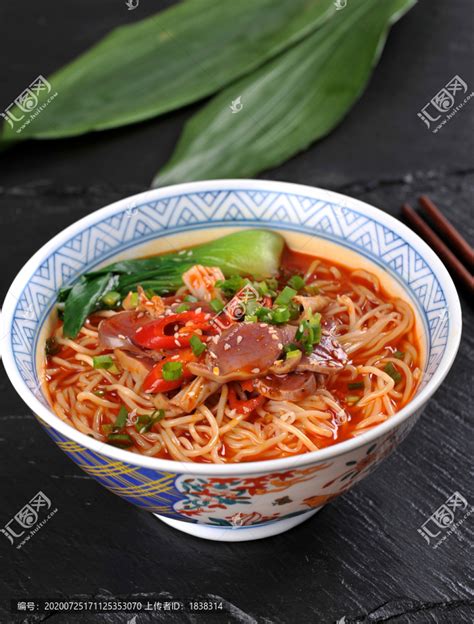 香辣鸡杂面 中国菜系 食品餐饮 摄影素材 汇图网www huitu