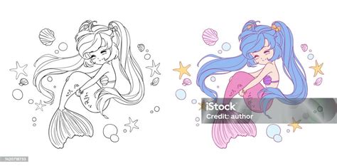 긴 머리와 물고기 꼬리를 가진 귀여운 작은 만화 인어 손으로 그린 벡터 일러스트 레이 션은 책 색칠을위한 것입니다 컬러링 북