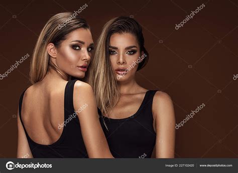 Portland Photographers Sexy Twins