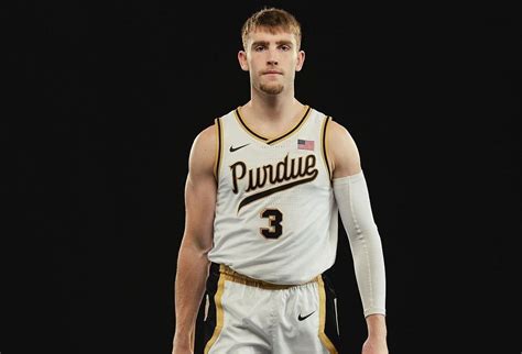 Braden Smith Nil Deal In 2024 Salary Contract Endorsements Investments And More