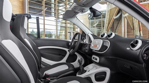Smart Fortwo Cabrio 2016my Passion White Jupiter Red Interior