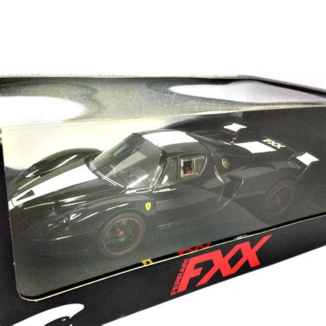 Ferrari Enzo Fxx Yellow Elite Ed 118ミニカー モデルカー ダイキャスト
