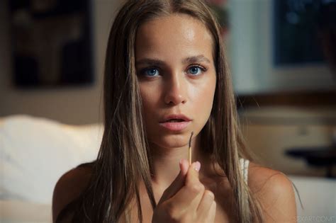 Cassia Nude In 12 Photos From Sexart