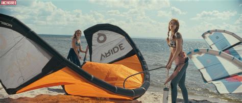 Waleria Gorobets Nua Em Into The Wind