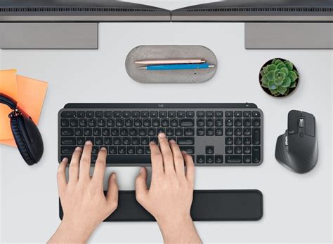 Agrega Logitech Smart Actions Al Teclado Y Mouse Master Series Esemanal Noticias Del Canal