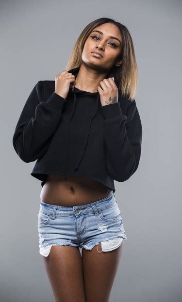 Sunshine Girl Jennifer Toronto Sun Sunshine Girl Jennifer Toronto Sun