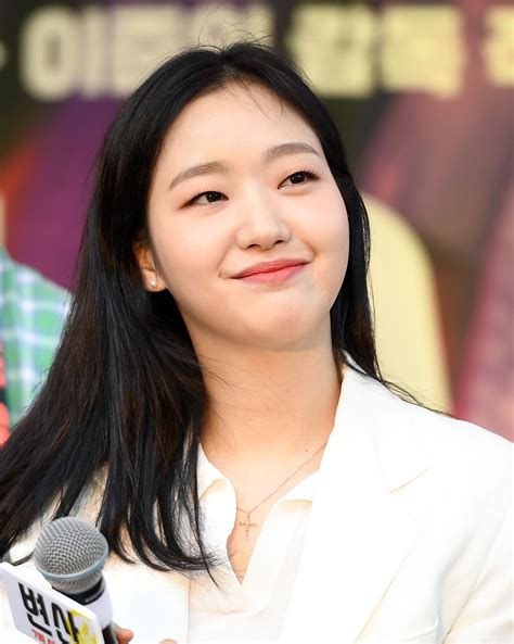 [방송]김고은 데뷔 10주년 맞아 어린이병원에 1억원 기탁… 아름다운 선행 Ytn