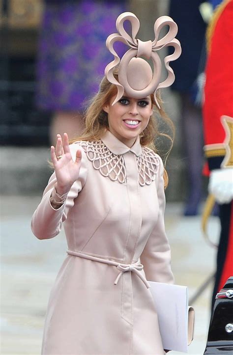 What Is A Fascinator Everything You Need To Know