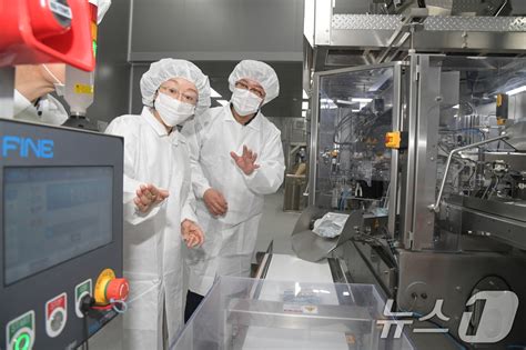 식약처장 수입안전 전자심사 활성화를 위한 소통 뉴스1